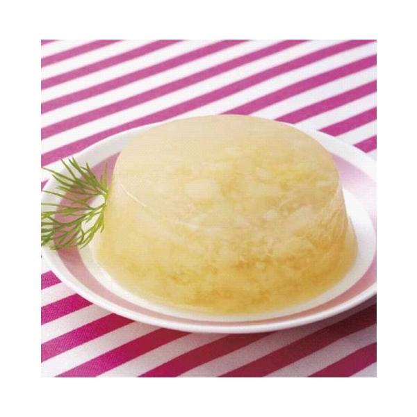 果肉を入れたフレッシュなデザートです。原料の白桃は国産を使用しております。