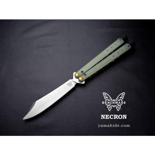 ベンチメイドの原点であるバリソンを現代的に再構築した「99 Necro（ネクロン）」。高いパフォーマンスとフリップ操作性を追求したモデルで、上級フリッパーのために設計されています。ラッチレス構造のG10ハンドルと、CPM-S30Vスキミター...