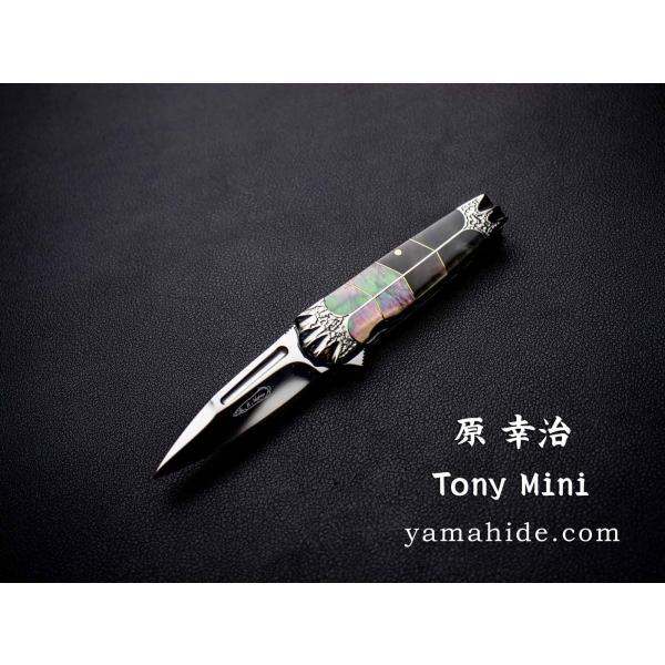 岐阜県関市在住、日本を代表するカスタムナイフメーカー、原幸治氏の折りたたみナイフ。ハンドルには黒蝶貝（ブラックパール）が施され、光の角度で色が変わる落ち着いた表情があります。ハンドル周囲のステンレスフレームは鏡面磨きが施され、細部まで丁寧に...