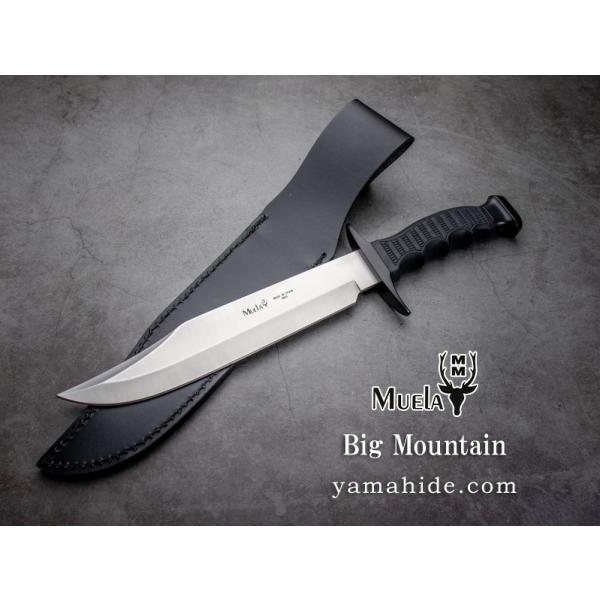 ムエラの大型モデル「Big Mountain」。220mmのクリップポイントブレードを備え、力強さと扱いやすさのバランスに優れています。ブラックラバーのハンドルは濡れた手でも滑りにくく、しっかりと握れるグリップ形状が特徴です。狩猟獣の処理や...