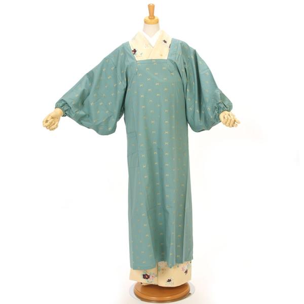 オリジナル　ロング割烹着  【きもの山喜】オリジナルで制作したロング割烹着です。オリジナルですので、他にはない商品です。日本国内で縫製しました。生地は、綿100％の生地になります。無地の割烹着が多いですが、こちらの商品は、リボン柄になってい...