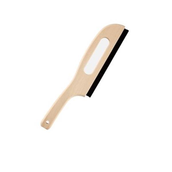 ●食品衛生に適合した黒アヅロン樹脂を使用したそば用ハケです●きれいに粉を集めることができます