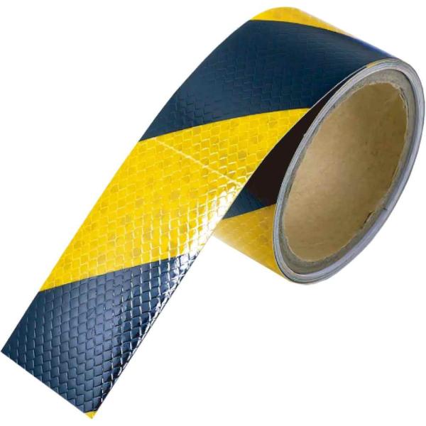 ●光を反射して夜間でも目立つトラテープ仕様●作業場や工場内、ブロック壁の角、シャッターの下、段差、天井が低い箇所、階段等に貼付け安全の見える化●注意喚起に