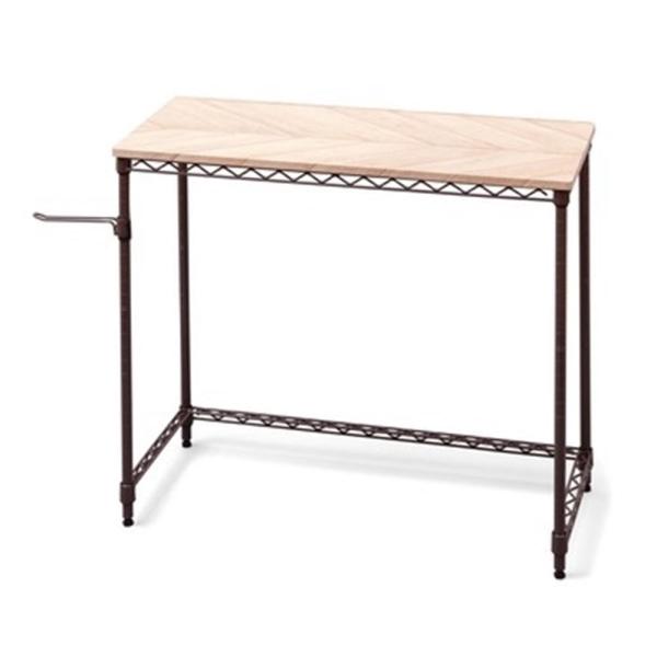 ●奥行きがスリムでコンパクトなデスクです●ノートパソコンやA4サイズのノートを置いても広々使えます●木天板はデザイン木目でアクセントをプラスします●小物掛けに便利なポールフック付きです