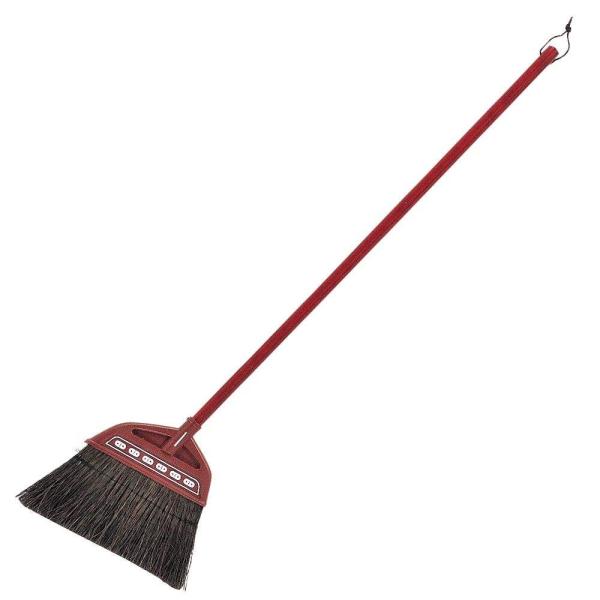 ●コンクリート・タイルなどのフロアや玄関先の細かい砂ボコリを掃くお掃除に最適なほうきです●天然繊維のしなやかなコシ●砂ホコリを残さず掃ける細くしなやかな穂●中柄サイズ