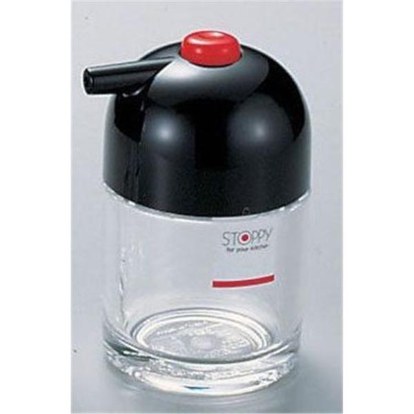 ●倒してもほとんど漏れないワンプッシュで注ぎ口をロックできるしょう油差し●冷蔵庫のドアポケットに収まるサイズ感です