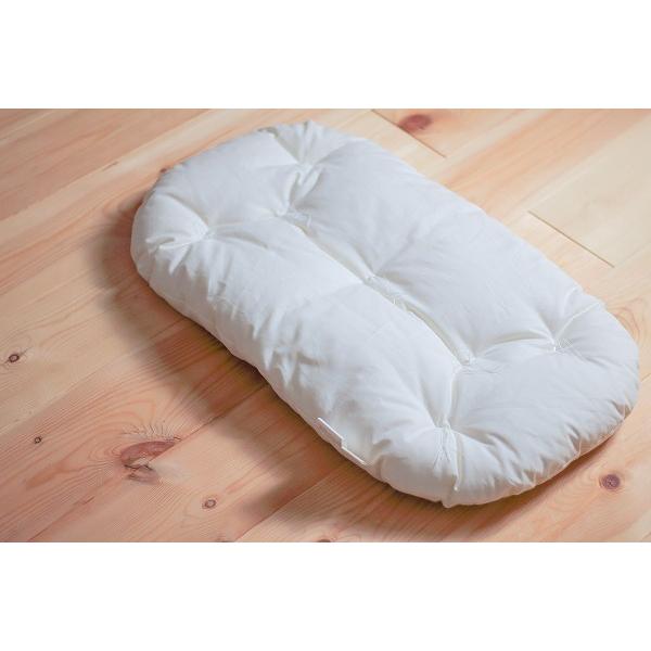 ※本製品は、クッション単品商品です。【素材のこだわり】・中綿に使用している綿（わた）は厳選した天然メキシコ綿を使用繊維が細長くやわらかいので体にフィットし、ホコリが出にくいのが特徴です。・世界が認める繊維の安全証明「エコテックス〓認証」のミ...