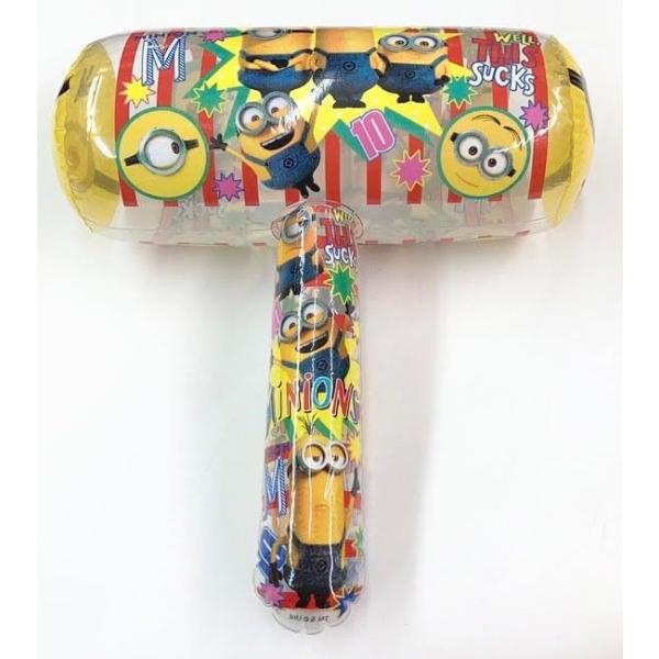 ● 人気キャラクターミニオンズのエアーハンマーMサイズです。● 空気で膨らませるビニール玩具です。● バラ1個販売 色柄指定不可● 全体サイズ（約）：長さ35cm × 幅31cm × 直径12cm。※脹らました大きさはあくまで目安です 。サ...