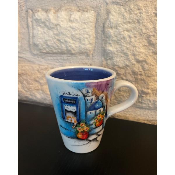 ● 大人気ギリシャにあるサントリーニ島のマグカップ！● コーヒー、ミルク、ココアなど、冷たい飲み物や温かい飲み物に適したマグカップです。● 全てハンドメイド、手書きです。● 世界に一つだけと同じものがないので大人気！● とても軽く持ちやすい...