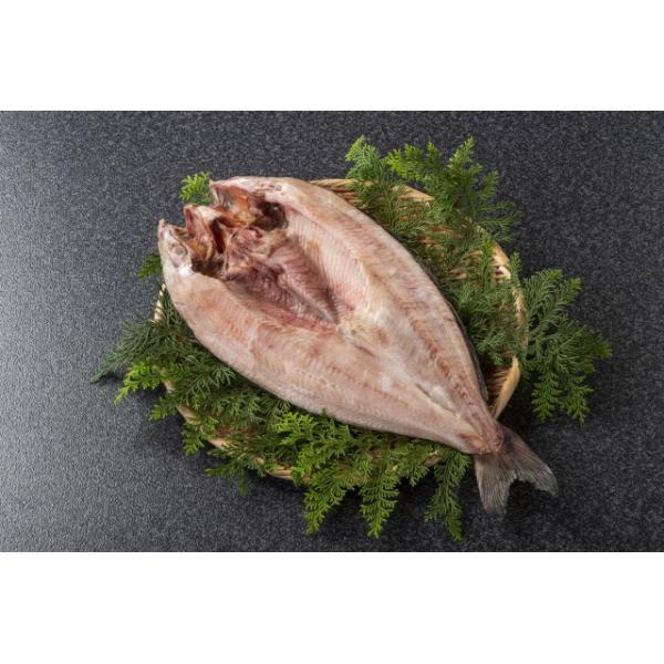 日本最北の島、北海道・礼文で水揚げされた真ほっけ。身の締まりもよく、ほどよく脂がのっており毎日食べても飽きがこない一品。干物にすることでほっけの旨さを最大限に引き出しました。＜お召し上がり方＞お好みで大根おろしを添え、レモンなど柑橘系、醤油...
