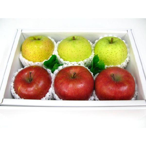 季節のフルーツセット青森県産ふじ３個１個約300g青森県産王林３個１個約300g賞味期間は約５日です。涼しい所に保存して下さい。化粧箱入りのしがみお申し付け下さい。送料無料です。北海道、沖縄県は送料1000円追加させていただきます。