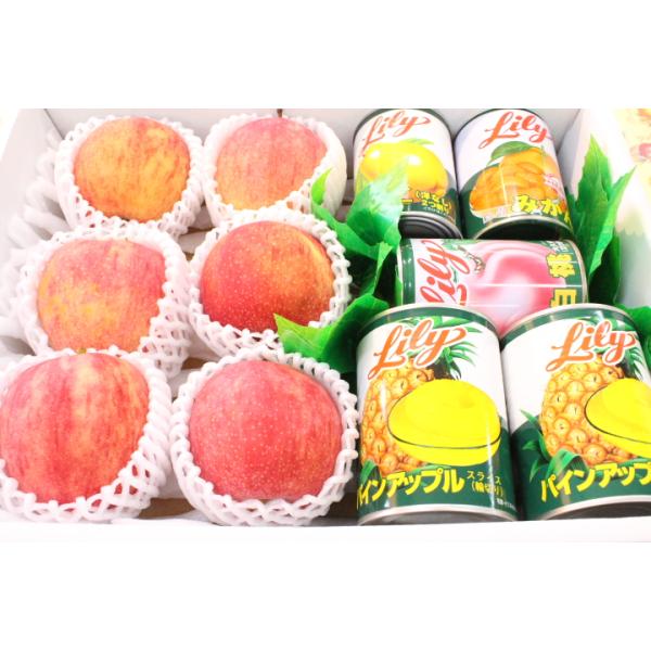 林檎　缶詰セットバートレットペアー1個みかん1個白桃1個パインアップル2個入荷状況により商品一部変更する場合がございます。果物、お好きな商品と変更できます。(商品により金額が変更する場合がございます。)お気軽にお伝え下さい。 化粧箱入り縦4...