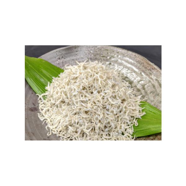 【発売日：2023年05月31日】よく干すことによって旨みを凝縮させたちりめんじゃこです。500グラム入り