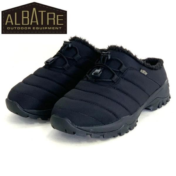 素材 甲皮の使用材：ポリエステル底材の種類：合成ゴム EVA＋TPR特徴 トレッキングシューズにも使用されるアウトソールを採用したハイブリッドモックシューズです。スリッポンタイプのアッパーにより、足全体を包み込んでくれる様なソフトな履き心地...