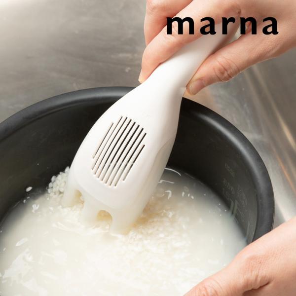 こだわりの手とぎ感覚を極めた「極 お米とぎ」。お米やお釜を傷つけないやわらか素材の先端は、まるで手のように優しくお米を研ぎます。お釜やボウルの淵に沿うカーブした形とスリット仕様で、素早く水切りもこなしてくれる便利なアイテムです。