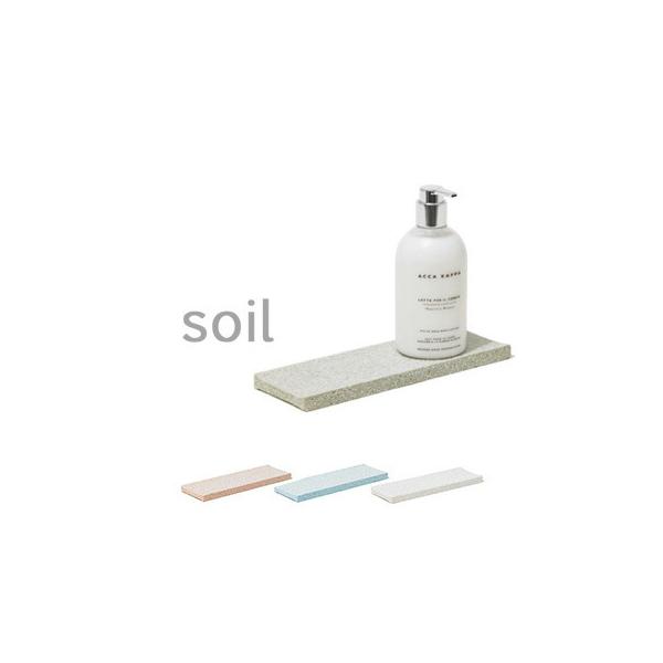 吸水性の高い自然素材、珪藻土（けいそうど）でつくられたディスペンサートレーです。バス、キッチン、洗面台など水の飛び散りやすい場所にお使いいただくことで、水まわりをきれいに保ちます。