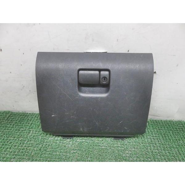 **** 商品説明を必ずご確認ください ****部品管理番号：000035036870210メーカー純正品番：73410-76J00-P4Z部品名：グローブボックス部品区分：リサイクル品管理品番：350368車名：[中古] H20/11 ジ...