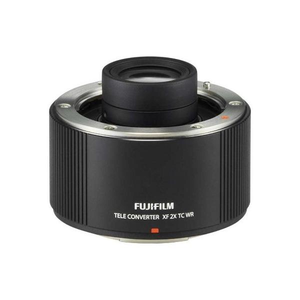 主レンズの焦点距離を2倍に拡大し、超望遠領域の撮影を可能にするテレコンバータ