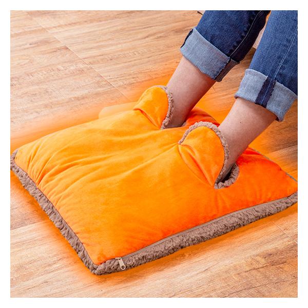 【サイズ】幅43×奧行43×高さ5cm　●重さ：約0.4kg【材　質】表生地：ポリエステル100％（マイクロファイバー）　●足入れ部・裏生地：ポリエステル100％（シープボア）　●中綿：ポリエステル70％・レーヨン30％（吸湿発熱綿）・アル...