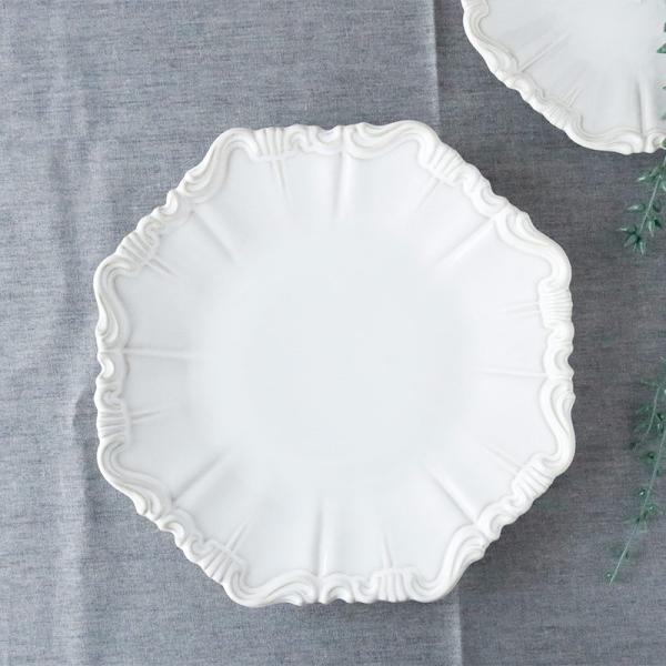 ノブレス ラウンドプレート Lサイズ(約)直径25×高さ3cm材質：陶器<原産国:中国お届け方法：宅配便注意事項食洗機・電子レンジ・オーブン使用可製造工程上、商品により釉薬の濃さや柄の出方が異なります。また生産ロットにより色味は異なり...