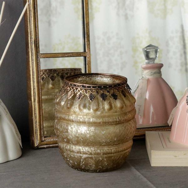 ブランド：Mathilde M/マチルドエム商品名：キャンドルホルダーサイズ：直径11.5×高さ12.5cm材質：ガラス、金属原産国：中国お届け方法：宅配便注意事項ハンドメイドによるアンティーク加工が施されておりますので、気泡、小傷のような...