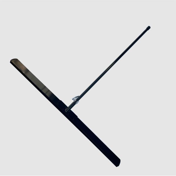 【特徴】マグネシウムトンボコテコンクリート等の打設時のナラシ作業に最適です。軽くて丈夫なマグネシウム製。ならし面に筋を付けずスムーズにならし作業ができます。専用の柄とセットです。コテ部分は交換式です。接続部分のバーを回して取り外しするだけで...