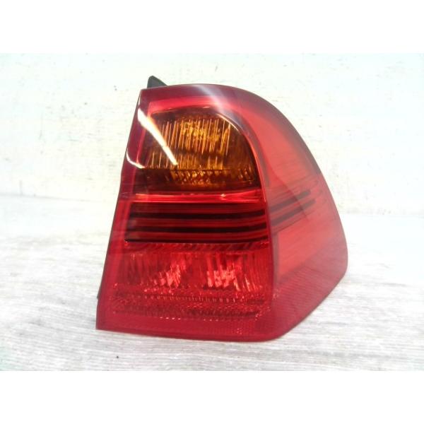 **** 商品説明を必ずご確認ください ****部品管理番号：250228001815500メーカー純正品番：63217160062部品名：右テールランプ部品メーカー品番：7160062部品区分：リサイクル品車名：BMW 3シリーズ車両タイ...