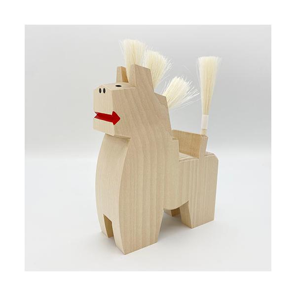 本製品は天然素材を使用し、無塗装で木肌をそのまま使った八幡馬として作っています。材料の種類、使用部位によって個体差がございます。森林資源保全の観点からも、素材の持っている特性上元々ある節・色混ざりは良品とさせて頂きます。・製造元：株式会社八...