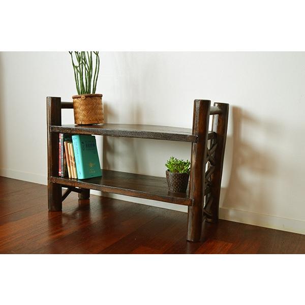 【サイズ】幅：70cm 奥行：28cm 高さ：50cm 座面高　40cm収納ラック部内寸：幅60cm　奥行28cm　高さ20cm【素材】チークの根、天然スワル材【コメント】原木を使ったナチュラルな収納ベンチ人気のARシリーズからスタッフのア...