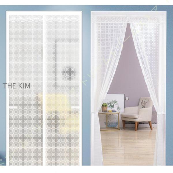 【素材】 マグネット＋EVA【セット内容】ドアカーテンｘ1個・押しピンｘ1袋・マジックテープｘ1ロール特徴子どもやペットの出入りの邪魔にならず、マグネットで自然に閉まります。保温＆保冷し、暮らしの1年中快適に！玄関・勝手口に設置し、網戸のよ...