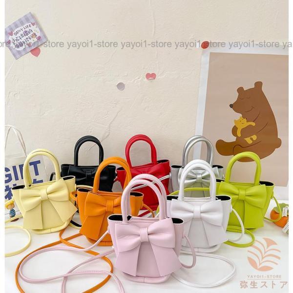 可愛い子供用のバッグですモデル情報：身長135cm 体重23kg  9歳バッグサイズ底辺14cm 高さ12cm 奥行き7cm肩紐120cm 重さ0.15kg生産国：中国素 材：PU他【注意事項】※商品のデザインはロット数、生産数によって予告...