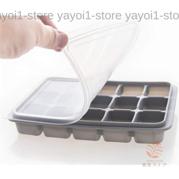 商品説明：【メイン素材】やわらかいシリコーンゴム。【仕様】サイズ185×130×30mm、重量140ｇ、耐熱温度240度、耐冷温度-40度 、カラー（グレー、グリーン、ブルー）。【氷が簡単に取れる】シリコン特有の柔らかさで裏から押すだけで簡...