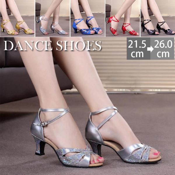 ・ティーチングやレッスンでの使用など、長時間履かれる方に最適のダンスシューズ♪・引っかかるタイプのフック式付属なので、脱履きが簡単です♪・適度に滑りターンしやすい、安定性のあるヒールを使用したラテンシューズ♪【サイズについて】測り方により誤...