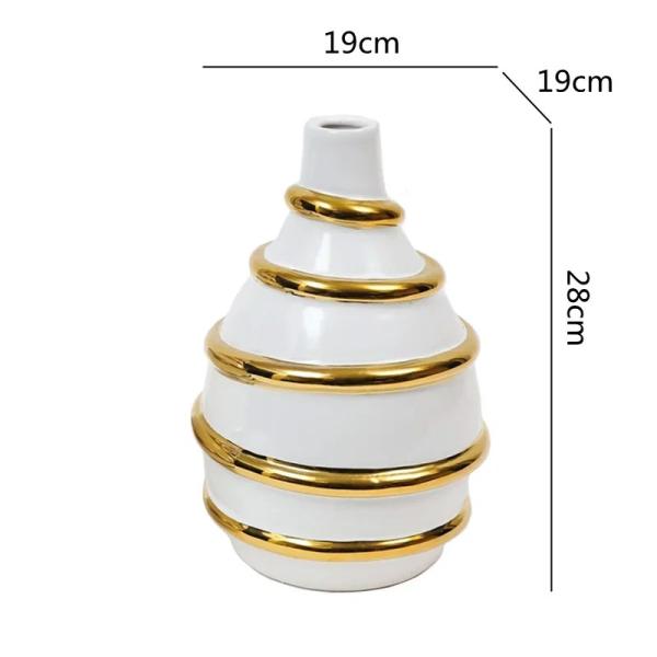 種類: C素材: 陶磁器・磁器 / 仕上げ: 金メッキ / 形状: 円形 / スタイル: モダン / 用途: 卓上花瓶・装飾 / サイズ: M / 関連語: 陶器 セラミック オブジェ 飾り物