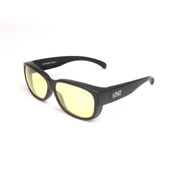 メガネの上からはもちろん単体でも使える2WAY偏光オーバーグラス。フラットタイプのレンズで歪みが少なくクリアな視界を確保。●オーバーグラスながらスタイリッシュなデザインで様々なシチュエーションに。●22gと軽量タイプで、長時間の使用にでも疲...