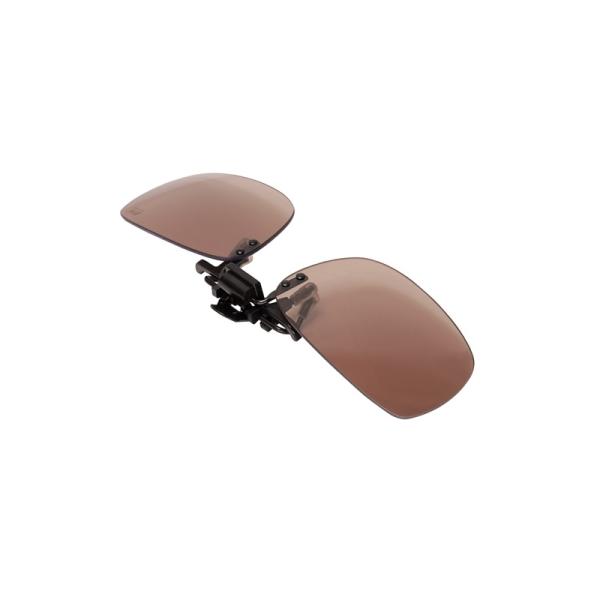 ポップアップ偏光レンズの跳ね上げ式クリップオン。 眼鏡の上からクリップで挟むと偏光サングラスに早変わりする前掛けタイプ。光量が足りなくて見辛い状況などに、跳ね上げて使用可能。■ポップアップレンズ●偏光度：93%●可視光線透過率：27%●99...