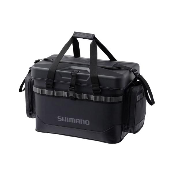 ロックショアや渡船で使い込めるタフなタックルバッグ離島、荒磯の剥き出しの大自然に、一緒に挑むロックショアタックルバッグ。遠征時の渡船、荒れた海の中の荷室での衝突、ゴツゴツした磯場での使用、慌ただしく瀬替わりする瞬間。さまざまな厳しい環境下で...