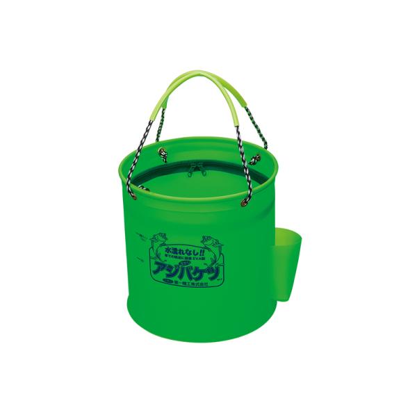 車での輸送に最適なアジ活かしバケツ。バケツの内側にファスナーを付けたので、外部へ水漏れしません。ファスナーからにじみ出た水は凹状フタの中心の小穴よりバケツに戻ります。水漏れしない輸送用アジバケツと、海中活かし用アジスカリのセットで使えばとて...