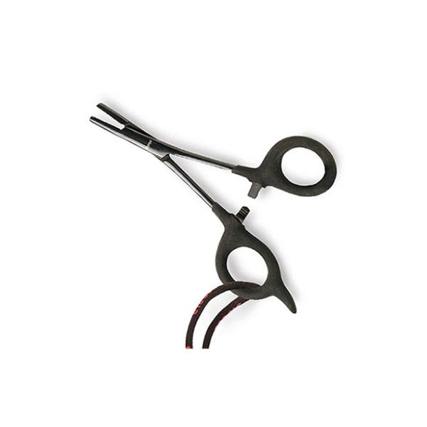 ラパラ・プロガイドフィッシングフォーセップは既存のフォーセップにルアーフィッシングでの使いやすさを追求した、新しいコンセプトのフォーセップです。フックを掴んだまま固定できるのはもちろんのこと既存のものに比べて強度を増すことで大形の魚にも使え...