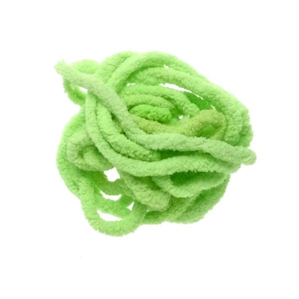 管理釣り場定番マテリアル。自然フィールドでも効果あり。吸水性の良いモップ素材。お好みのサイズにカットして両端を火であぶりほつれない様にしてからご使用ください。ミミズやぶどう虫はもちろん、生々しい幼虫やバチなどアイディア次第で様々なフライのマ...