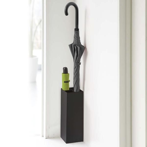 サイズ（約）:幅11×奥行11×高さ30cm重量（約）:1.3kg材質:本体/スチール（粉体塗装）　受皿/ポリプロピレンメーカー:山崎実業山実 YAMAZAKI ヤマジツ 黒 折り畳み傘 折りたたみ傘 長傘 可能 収納 置ける 差せる スタ...