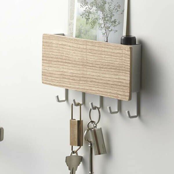 サイズ(約):幅18×奥行3×高さ9.5cm材質:本体/スチール(粉体塗装)　天然木積層合板(ラッカー塗装)耐荷重(約):900gメーカー:山崎実業