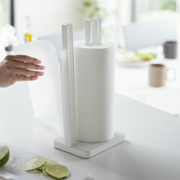 サイズ（約）:幅15.5×奥行11.5×高さ31cm材質:本体/スチール（粉体塗装）　ペーパーカッターの刃/シリコーン　付属品/滑り止めリング品番:3260製造国:中国メーカー:山崎実業山実 yamazaki キッチンペーパー ペーパータオ...