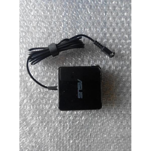 【製品仕様】ACアダプター型番：ADP-33AW AOUTPUT：19V 1.75AINPUT：100V-240V　 50-60HzDCコネクタ1：丸型 外径約4.0mmФ　内径1.35mmФ対応機種一部ご紹介致します:ASUS S200E...