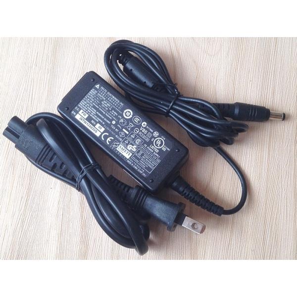 FUJITSU(INPUT/ENTREE) ：100-240 50/60Hz OUTPUT/SORTIE)：：12V 　3A接続：（外径）5.5*（内径）2.5付属品 電源コード