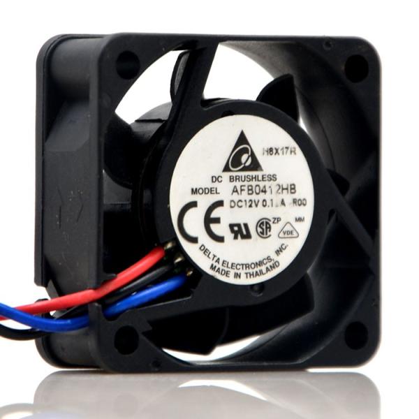 状態: 中古品美品用途: ノートPC、ウルトラモバイルPC、ネットブック、ミニノートPCサイズ40×40×15mm注意：購入後、指定の電源コネクタがある場合、ご連絡してください。適合なコネクタが無料で交換可能です。