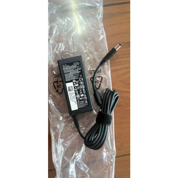 商品状態：新品　出力： 19.5V 3.34A/65W色：黒色パワー：65Wコネクタ形状にご注意：7.4ｘ５ｍｍ電源ケーブル付属 ●複数在庫。 同梱可能