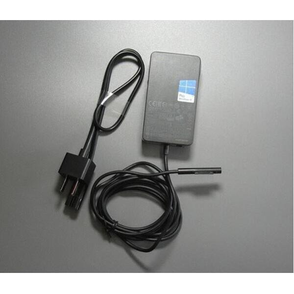 商品状態：新品　　■出力：12V 2.58A■入力：  AC100-240V50-60Hz■付属品：ACアダブター本体+電源コードケーブルセット。 ●複数在庫。 同梱可能