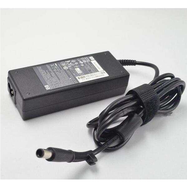 商品状態：新品　●Input： AC100-240V (50-60Hz)●Output：19V 4.74A●パワー：90W●コネクタ：丸型 外径（7.4mm） 内径（5.0mm） センター1ピン●電源コード付属