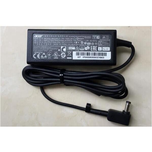 商品状態：新品　出力： 19V 2.37A入力：  AC100-240V50-60Hzコネクタ形状にご注意ください：丸型 5.5mm*1.75mm